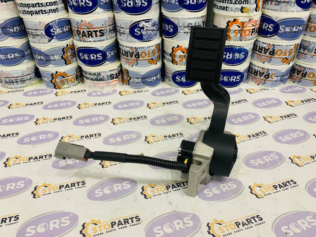 STOPARTS LTD supplies high-quality parts for heavy machinery & trucks